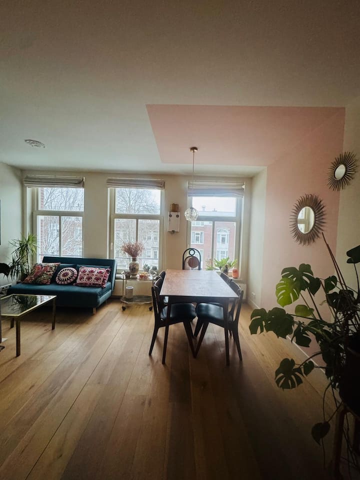 Stijlvol Appartement Nabij Markt En Park - Ámsterdam