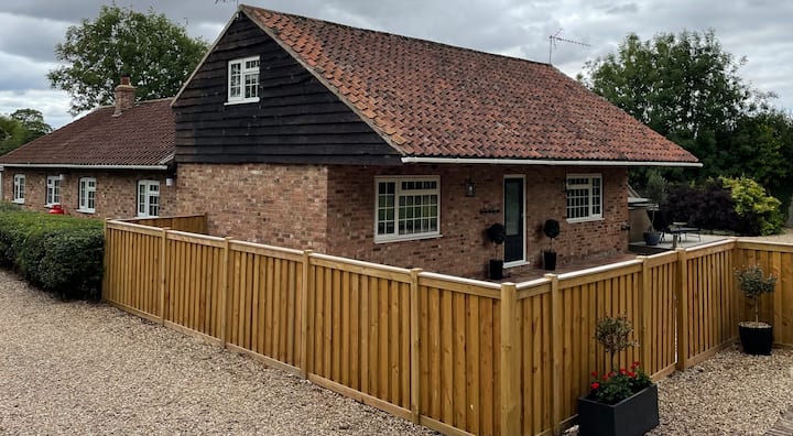 Wood Farm Cottage - Horncastle