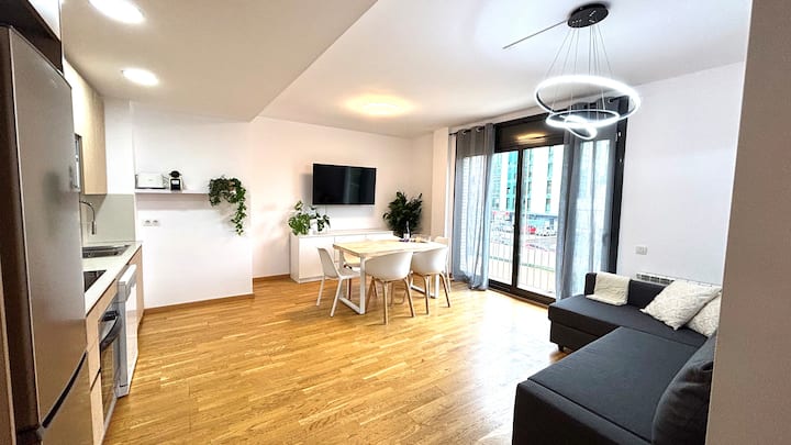 Sunny Apartment In The Olympic Area By Prestigi - Terrassa