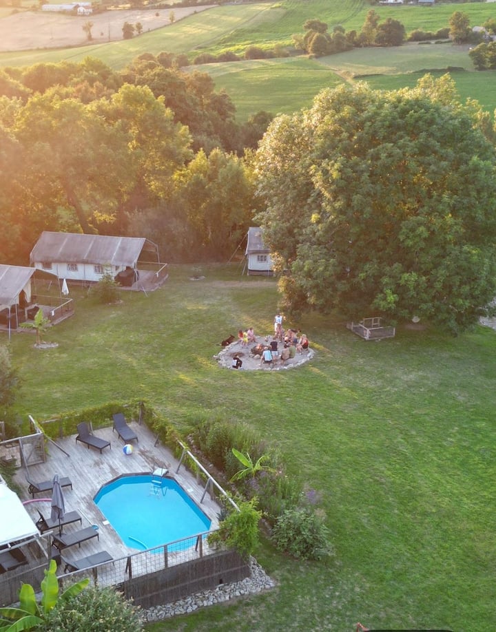 Luxe Safaritent Met Privé Sanitair & Terras | 4p - Villefranche-de-Rouergue