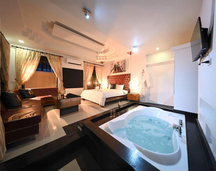Climax Deluxe Suite - Pattaya City