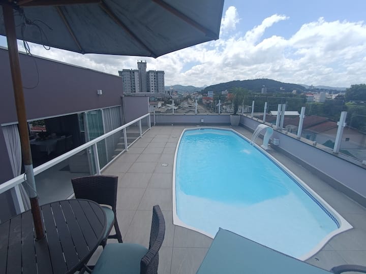 Apartamento - Cobertura Com Piscina Em Gaspar - Gaspar