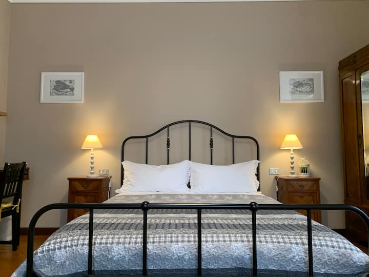 Camera Matrimoniale Con Il Bagno - Mantua