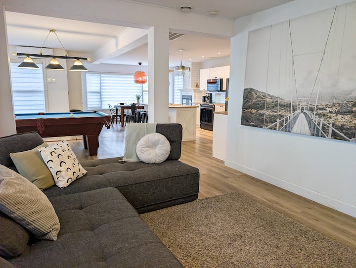 Condo 3ch Avec Vue Sur Le Fleuve, Foyer Et Billard - Beaupré