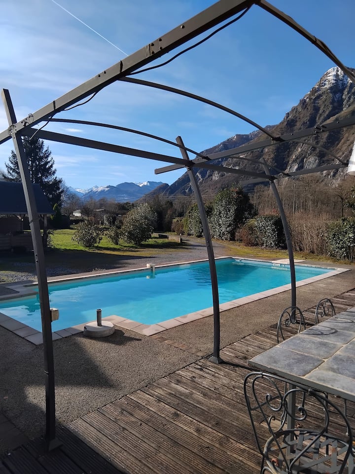 Villa Pyrénées: Piscine & Nature, Lourdes à 7min ! - Lourdes