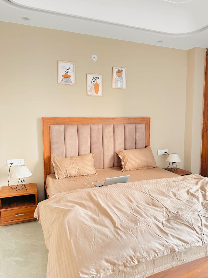 Perfect 1bhk Flat In Sector 39 With Early Check-in - Gurugram