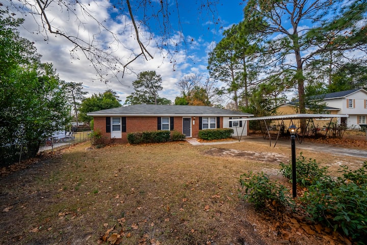Charming Bungalow Minutes From Downtown Columbia - サウス・カロライナ州