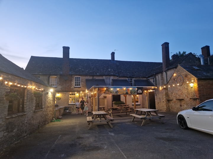 The Swan Hotel, Oxford, United Kingdom - Witney