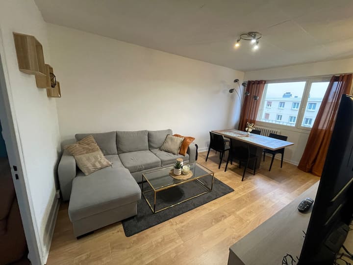 Appartement (2 Chambres) Proche Toutes Commodités - Besançon