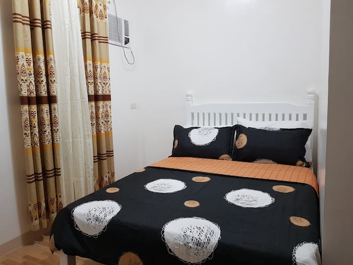 Room Accommodation At Carms Villa - 