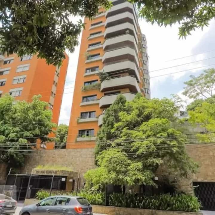 Refúgio Exclusivo Elegante, 3 Quartos, Vaga, Lazer - Liberdade