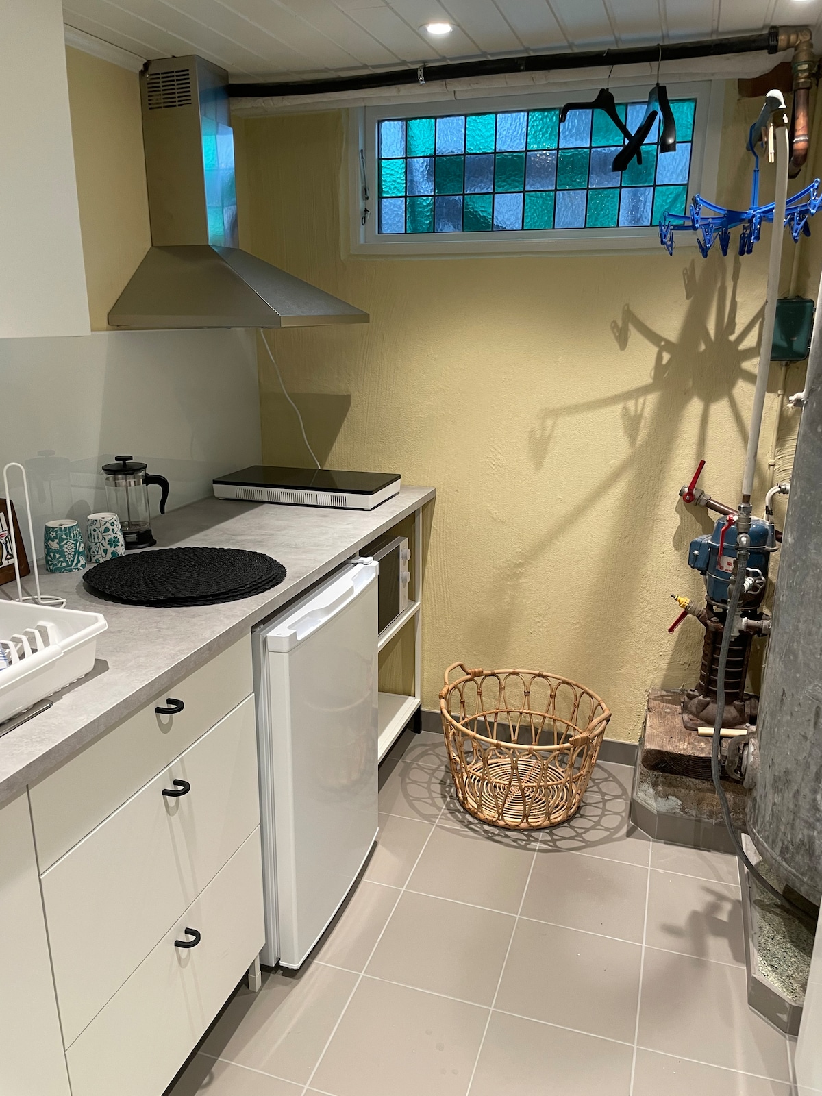 Übernachtungswohnung mit Doppelbett, Küche, WC, Dusche - Wohnungen zur ...