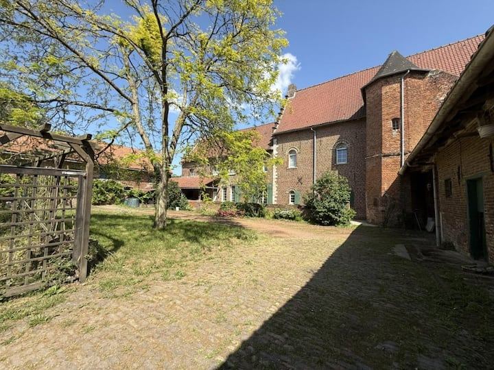 Appartement Dans Un Corps De Ferme - Cassel