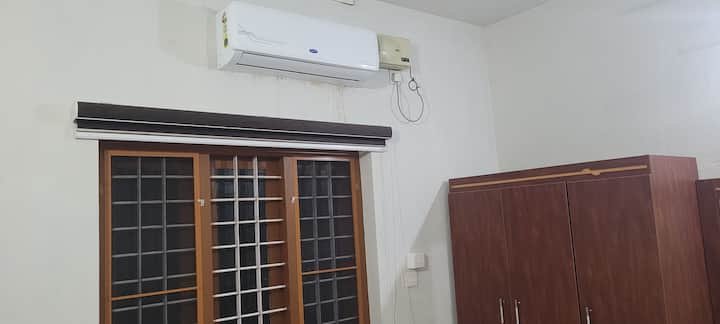 Near Caritas Hospital And Kottayam Medical College - Kottayam