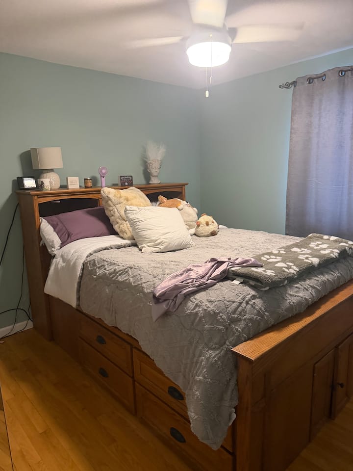 Bedroom W/private Full Bath, Washer Dryer, Bidet - State of New York