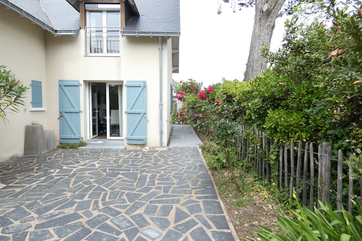 Touchard Maison Familiale Terrasse Et Front De Mer - Le Pouliguen