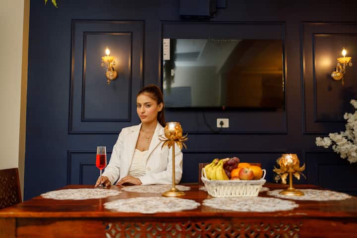 Theatre - 3 Bedroom Luxury Apartment In Gurgaon. - 구르가온