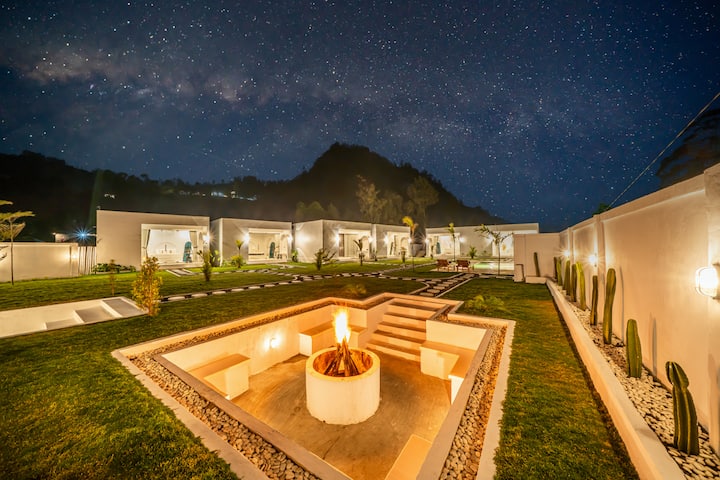 Two Bed Room Cabin At Under Hill Bali - Kintamani