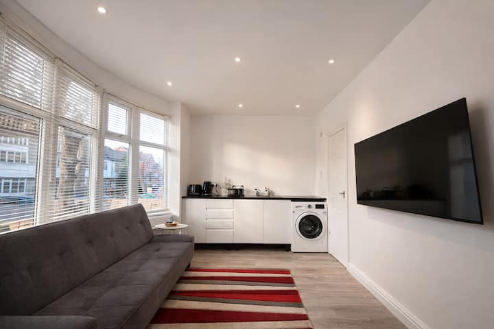 Cozy 1-bed Flat – Ideal For Short & Long Stays - Manchester