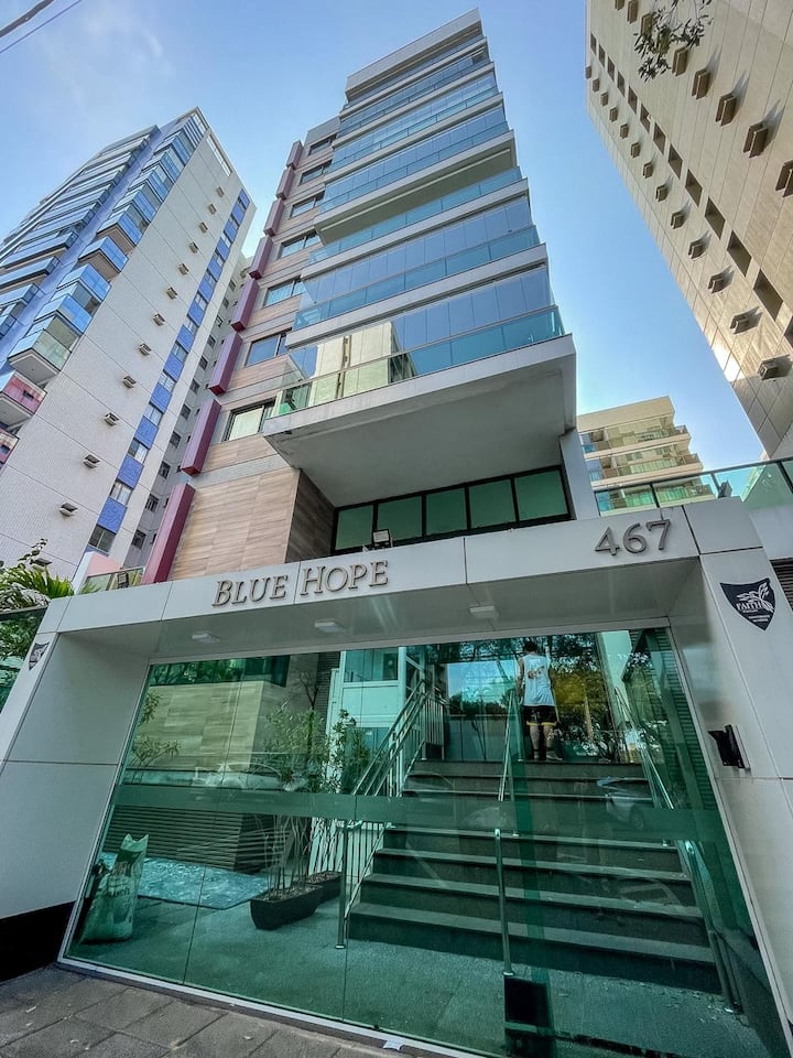 Luxo Em Vitória: 300m Da Praia E Perto De Tudo. - Vitoria