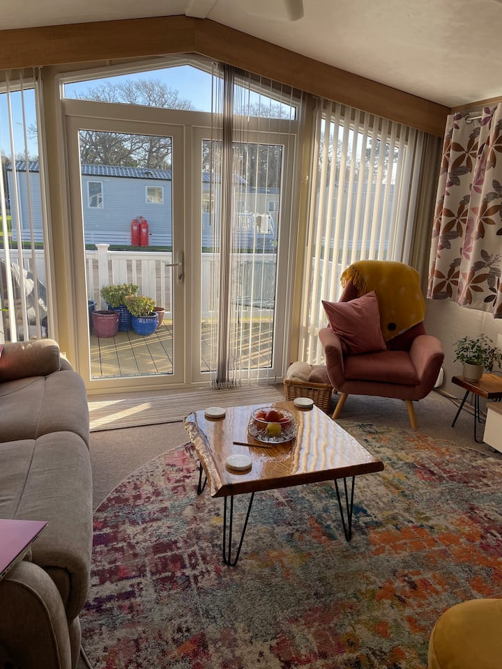 1-bed, Caravan, Christchurch, Hoburne Park. - Highcliffe