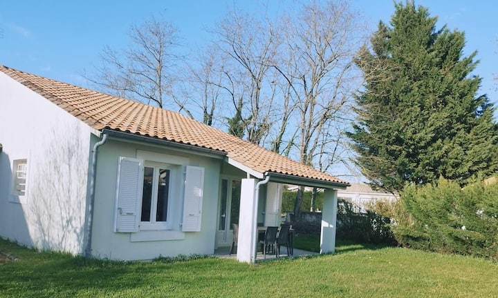 Charme Et Calme à Blaye, Entre Terre Et Estuaire - Blaye