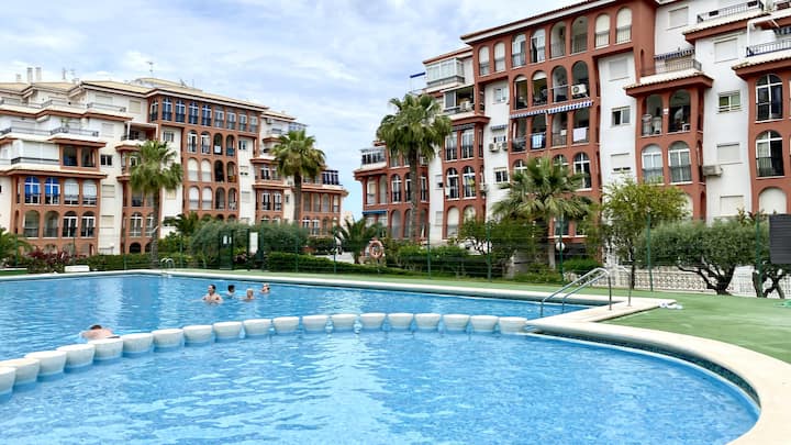 Rooftop Apartment With Swimming Pool - Torrevieja