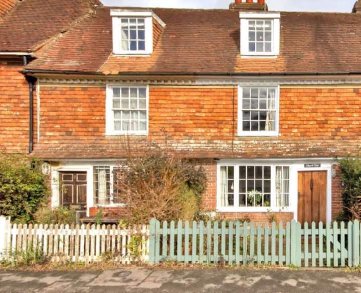 A Beautiful Cottage In The Heart Of Benenden! - Sissinghurst
