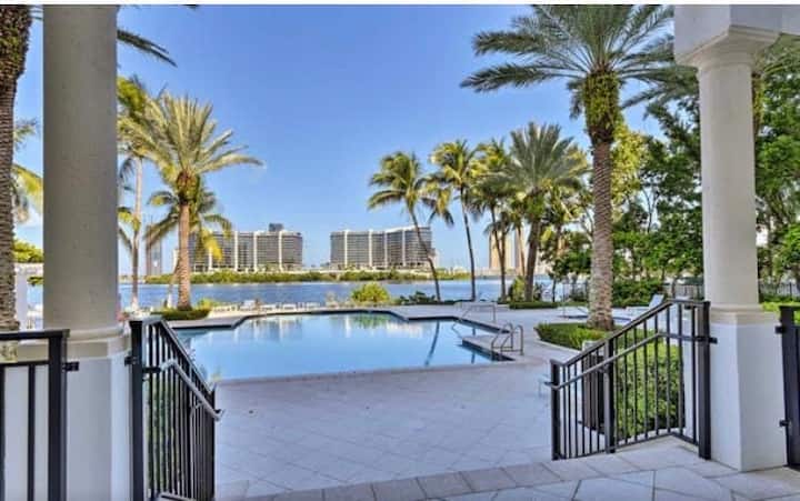 Cozy And Peaceful, Comfortable Home Away From Home - Bahamas