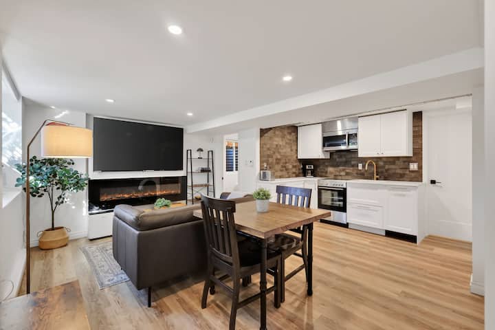 Home Away From Home: Executive 1br Suite | 30+days - Ottawa