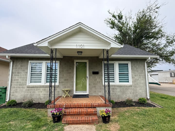 Parallel Park- A Curated Cottage - Owensboro, KY