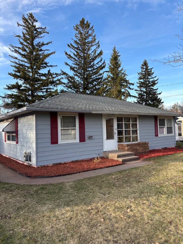 Gladstone Bayview Ranch - Escanaba, MI