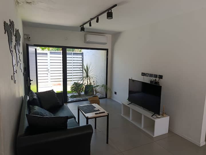Moderna Casa Con Pileta En San Nicolás - San Nicolás de Los Arroyos