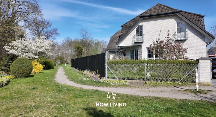 Luxuriöse 3-zimmer-villa-wohnung In Misburg-süd - Hannover