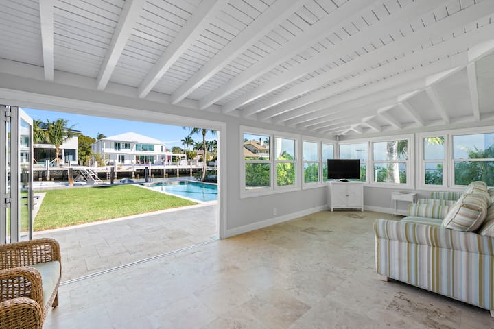 Iconic Las Olas Waterfront House - Fort Lauderdale