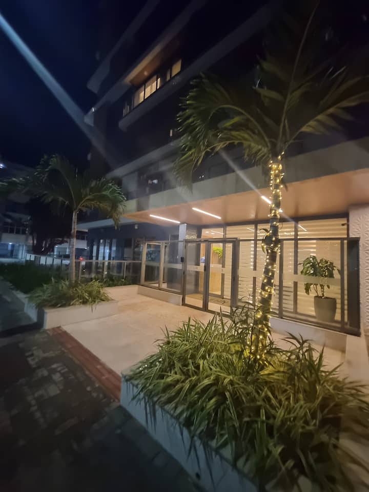 Peaceful Beach Vacation Near Carnival - Barra