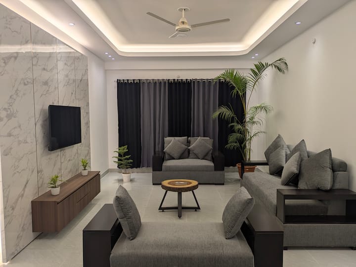 Luxurious 4 Bedroom Apartment At Bashundhara R/a - Dacca
