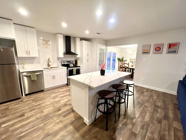 5-star Stay| Lg Modern 4br Near Unt/twu-sleeps 10 - Denton, TX