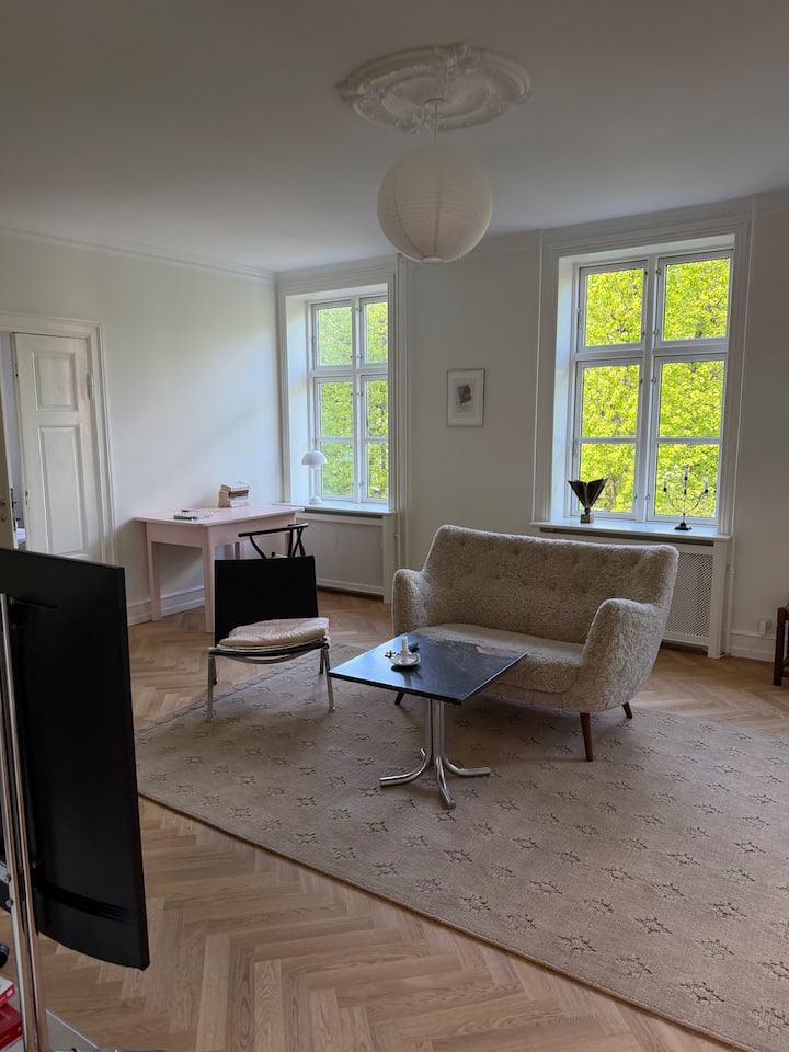 Beautiful Apartment In The Heart Of Frederiksberg - Copenhagen