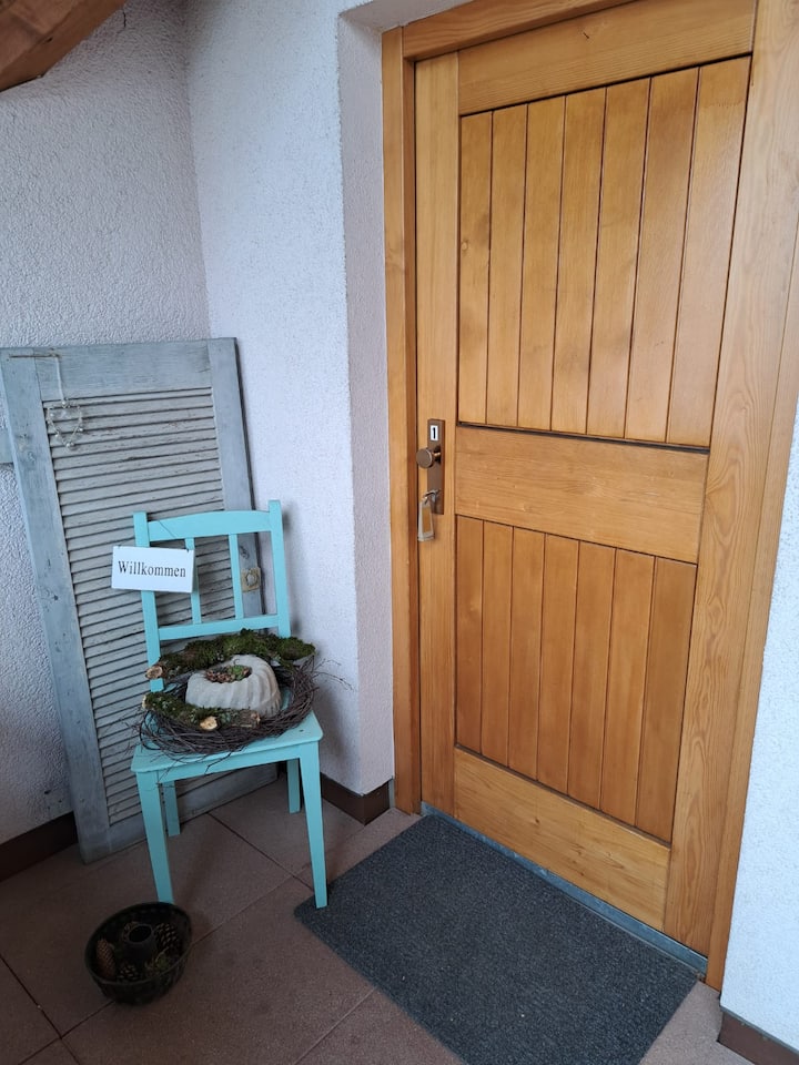 Gemütliche, Ruhig Gelegene Ferienwohnung - Wolfegg