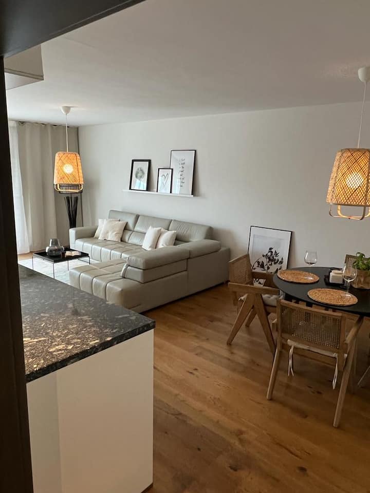 Exklusive Wohnung Im Zentrum Von Nürnberg - Nuremberg