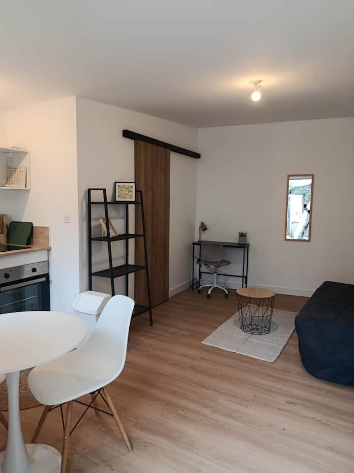 Maisonnette Avec Jardin Privé – Centre-ville - Angers