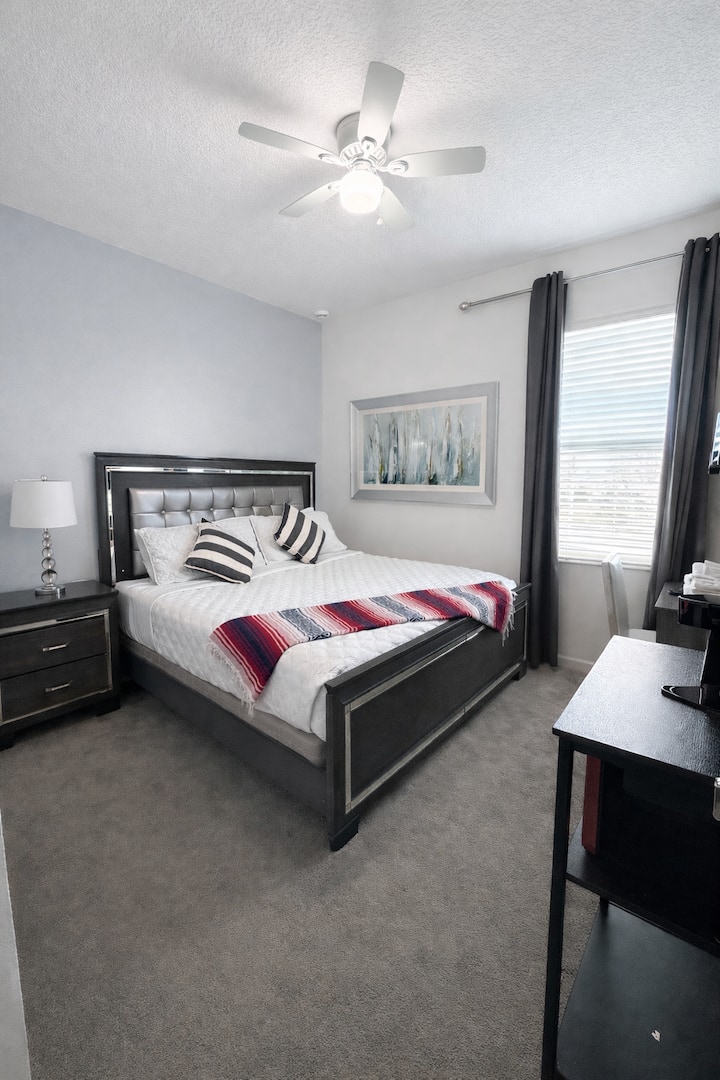 R9 – Smart Studio Nook – King Bed+shared Bathroom - 키씸미