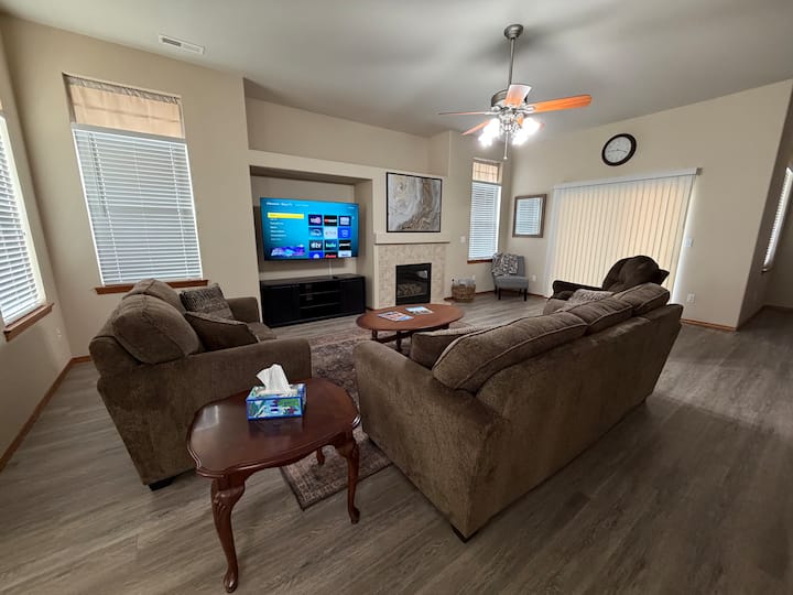 Idaho Street Retreat, 3br House - Kennewick, WA