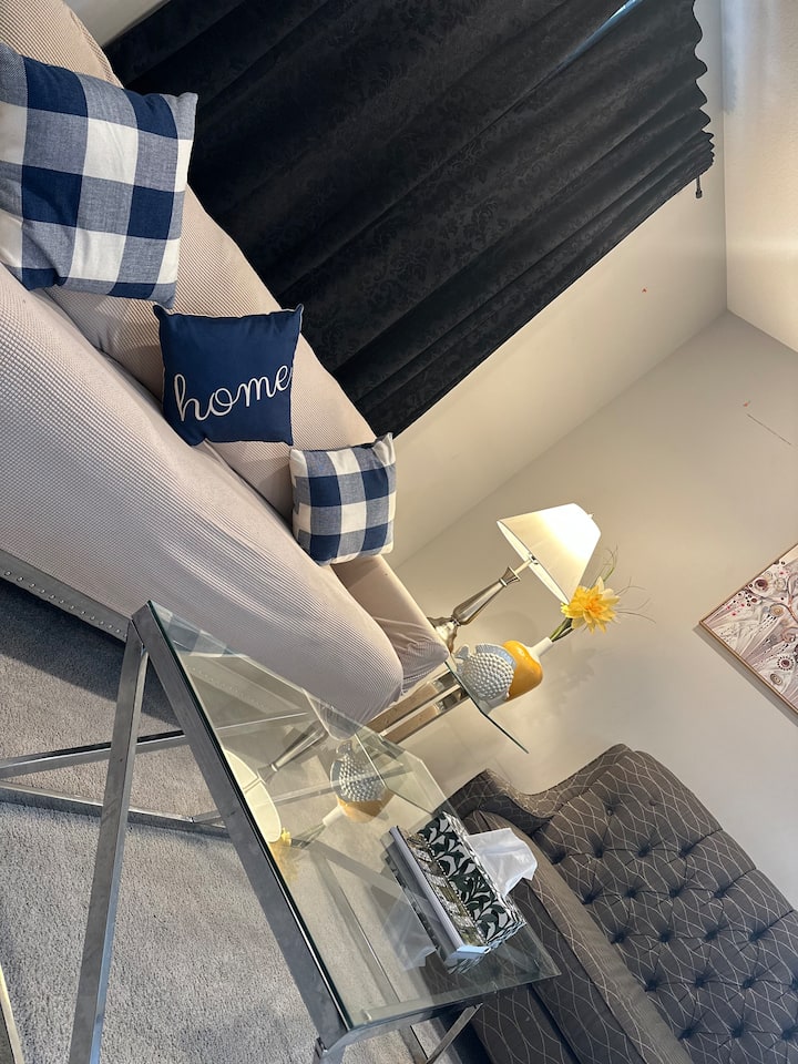 Spacious Walk-out Basement Suite|private Entrance - London