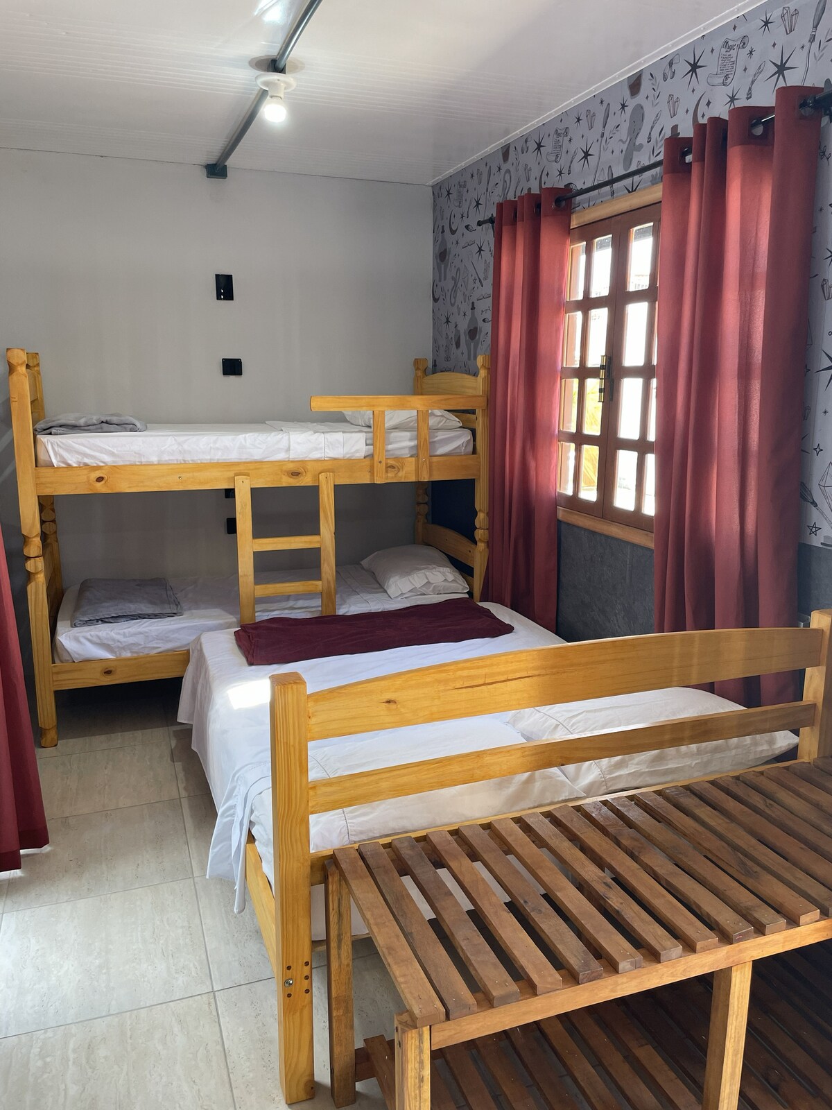 Villa magique en face de Beto Carrero World - Q2 - Shipping containers ...