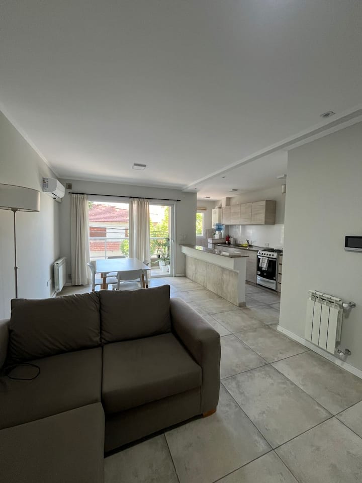 Departamento Moderno, Totalmente Equipado - Villa Regina