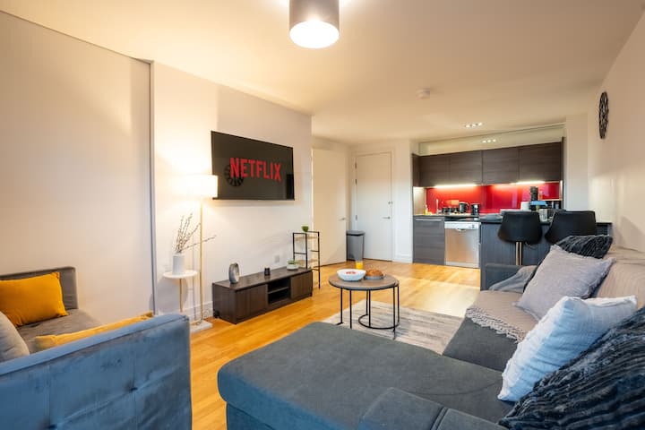 Spacious 2 Bed City Centre Apartment - Leicester