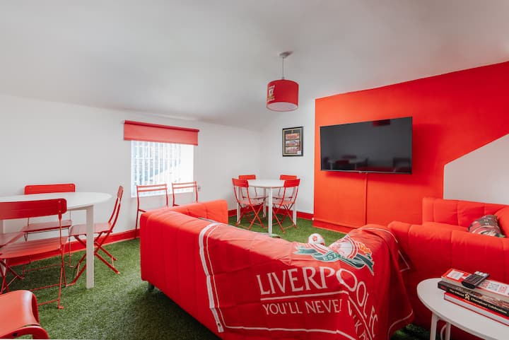 The Red One-sleeps 16, Near Anfield & City Centre - 利物浦