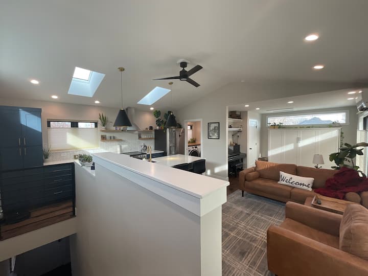 Denver Guesthouse In Sunnyside - Denver, CO